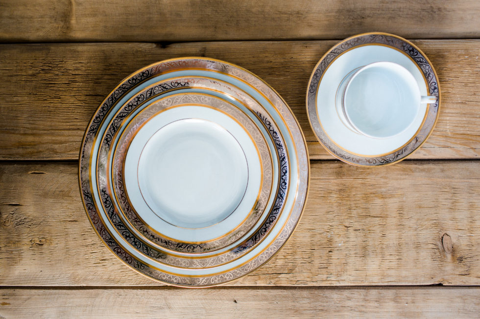 China as Everyday Dishes: How to Incorporate Your Formal Dinnerware ...