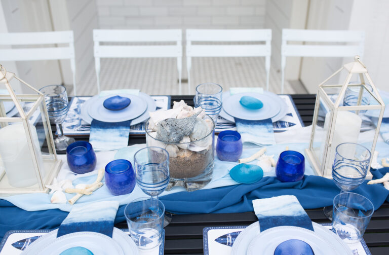 Ocean-Inspired Dinner Party: Waves of Blues - to have + to host