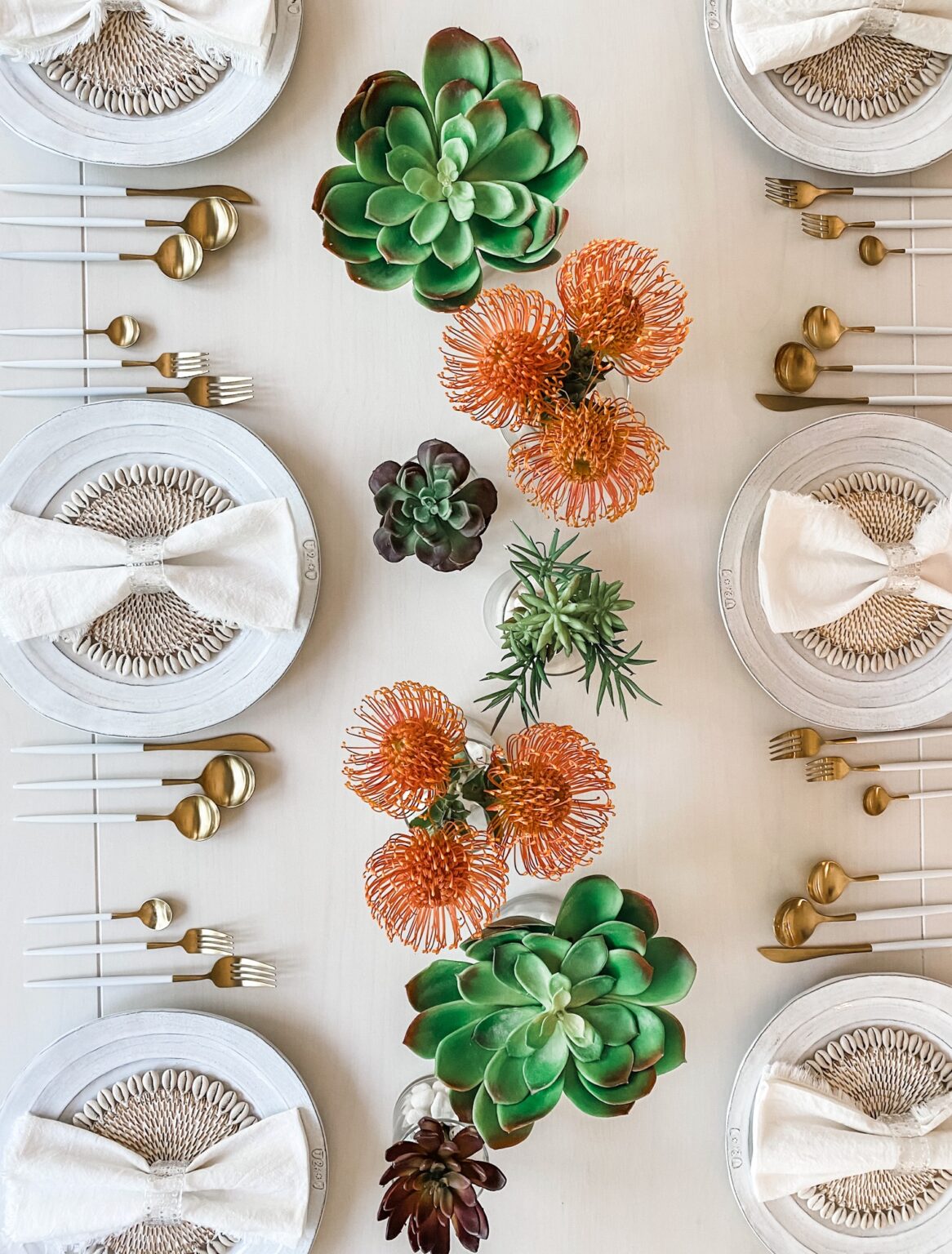 Succulent Plant Table: Perfect Desert Decor - to have + to host