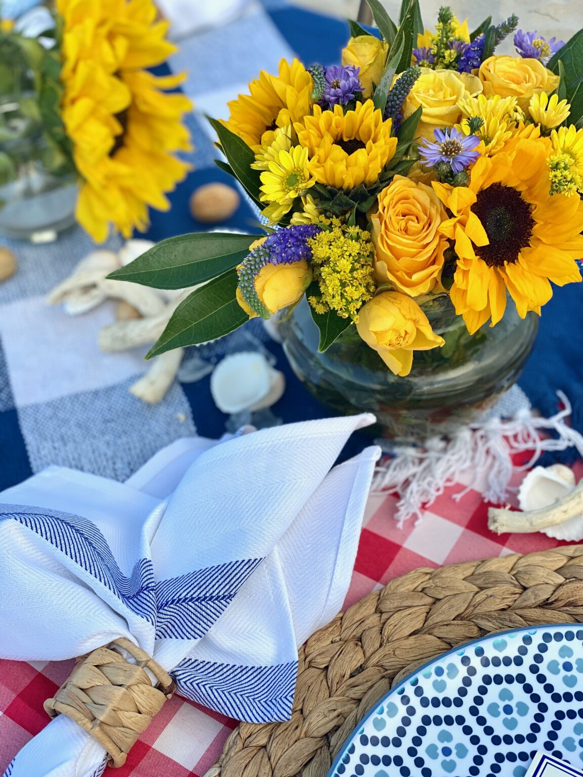 New England Clambake: West Coast Style - to have + to host