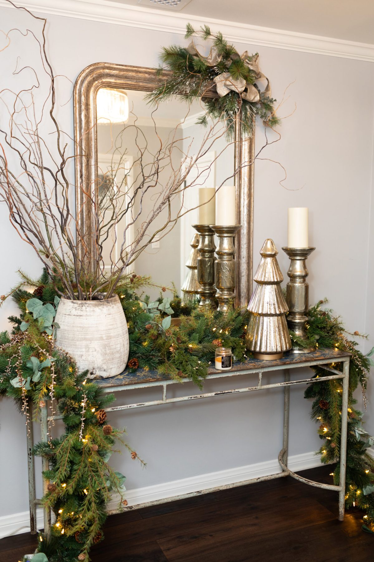 Christmas Home Tour: How to Set a Festive Scene - to have + to host