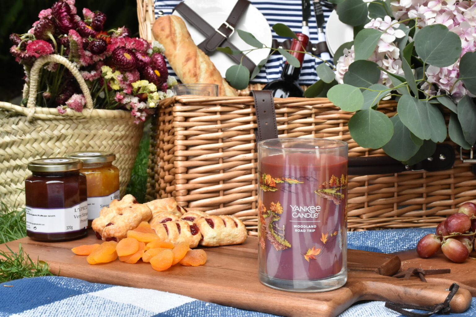 Woodland Road Trip Picnic: A Great Way to Welcome Fall!